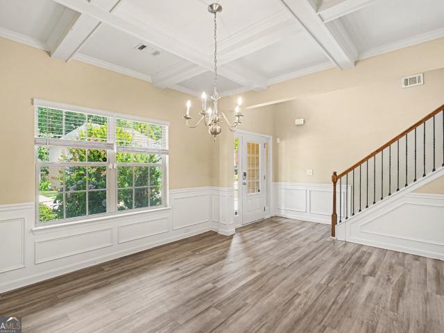2400 Braelin Loop