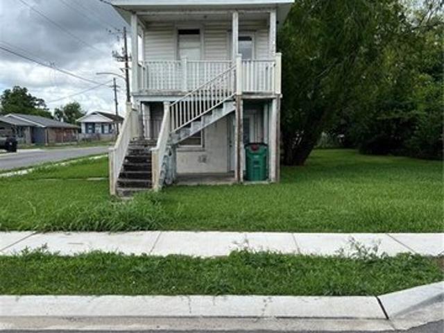 2400 Clouet St, New Orleans, LA 70117