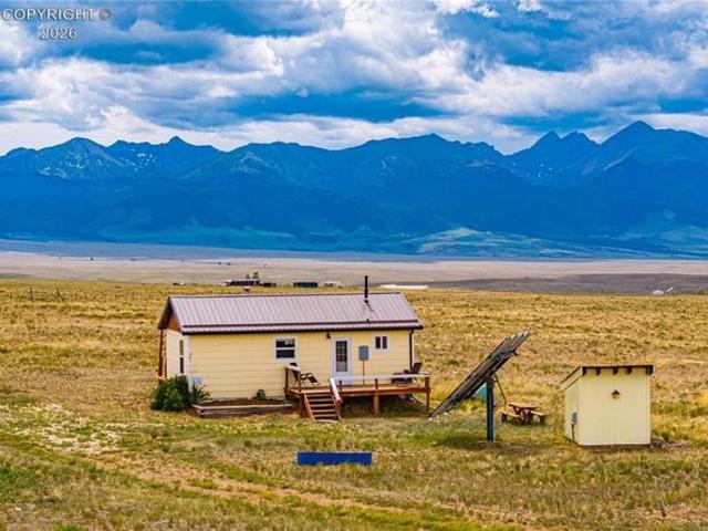 2400 County Road 305, Westcliffe, CO 81252