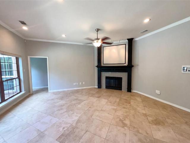 2400 Creekview Dr, Plano, TX 75093 | MLS #21236