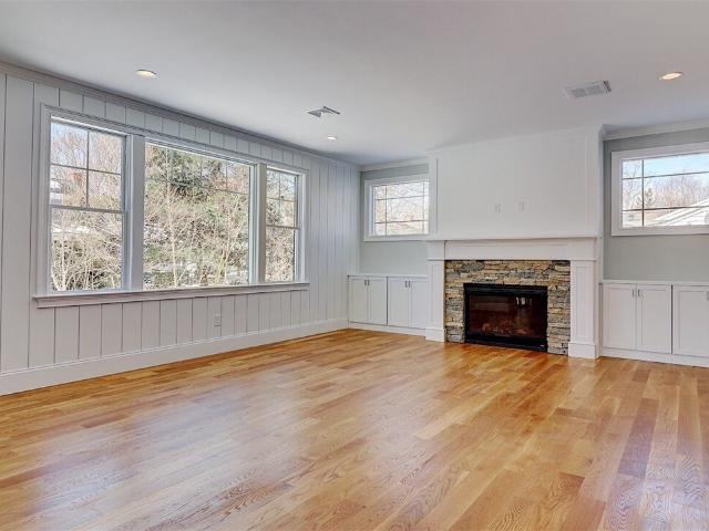 2400 Division Rd, East Greenwich, RI 02818 | MLS #1417