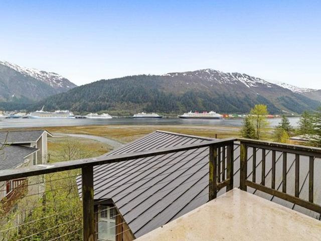 2400 Douglas Hwy Apt 3, Juneau, AK 99801