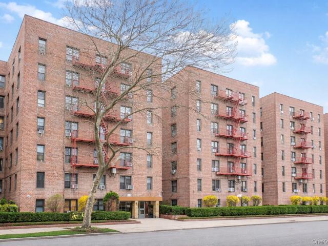 2400 E 3rd Street 526