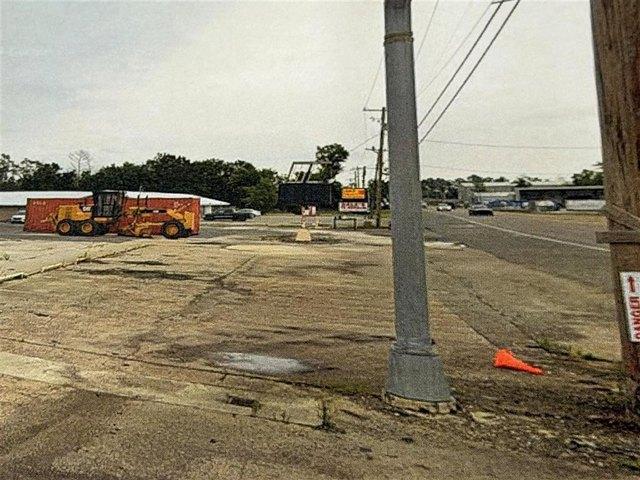 2400 E Napoleon St, Sulphur, LA 70663
