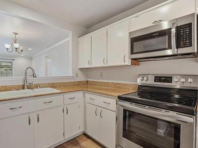 2400 Eilers Ln #1605, Lodi, CA 95242
