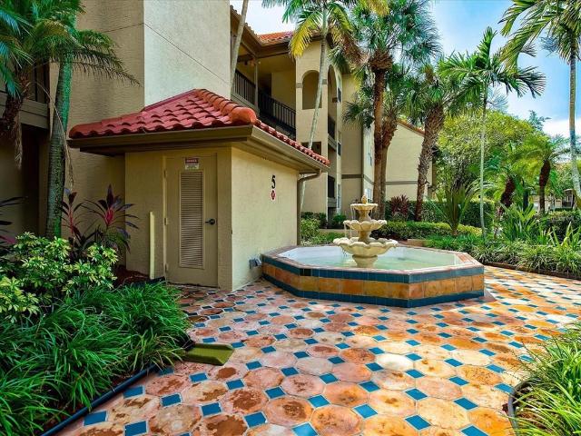 2400 Feather Sound Dr, Unit 534, Clearwater, FL 33762 | MLS #TB8434 | Compass