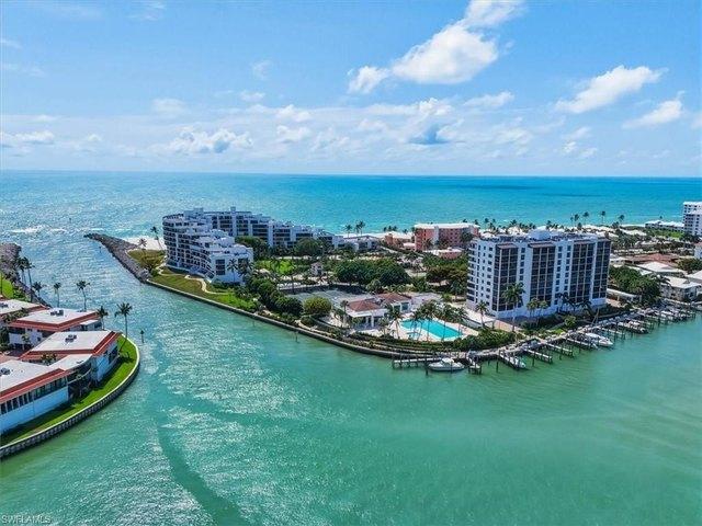 2400 Gulf Shore Blvd N Apt 604, Naples, FL 34103