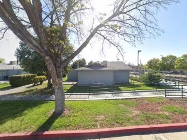 2400 K St, Merced, CA 95340