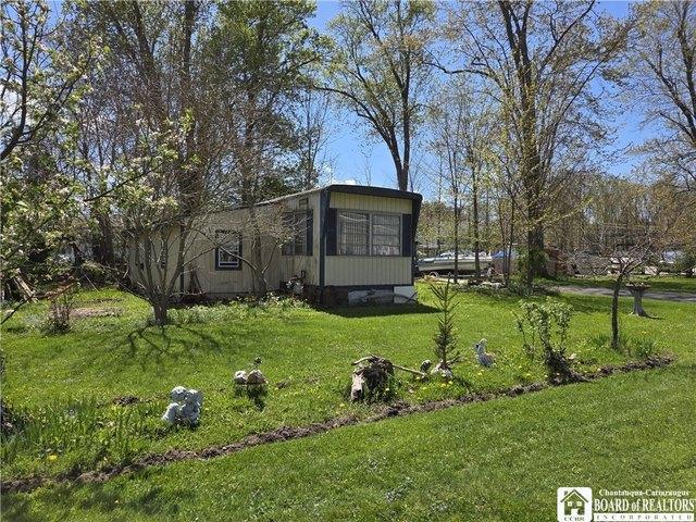 2400 Keller Rd, Ashville, NY 14710