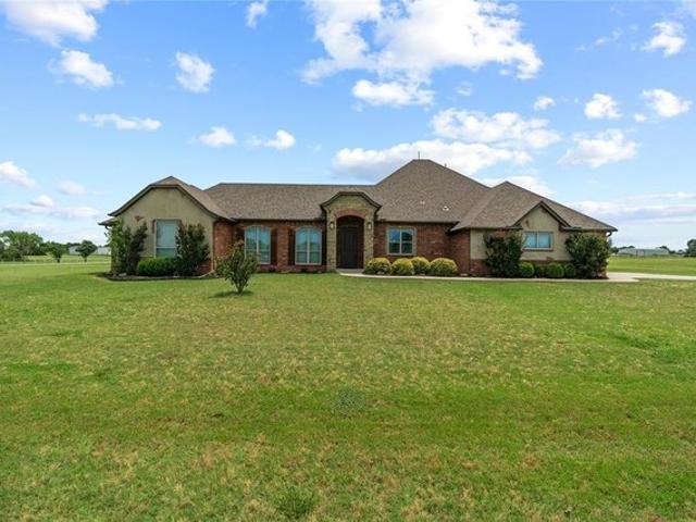 2400 Lindsay Ln, El Reno, OK 73036