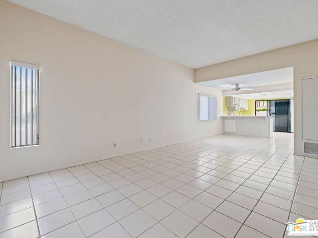 2400 Los Coyotes Drive