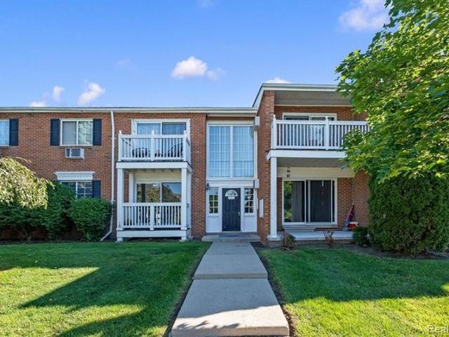 2400 Parmenter Blvd Apt 104, Royal Oak, MI 48073