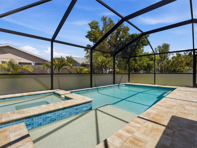 2400 Pine Ct, Nokomis, FL 34275 | MLS #A4685