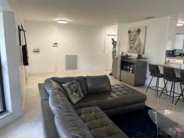 2400 SW 86th Ave, Davie, FL 33324 | MLS #B26005 | Compass