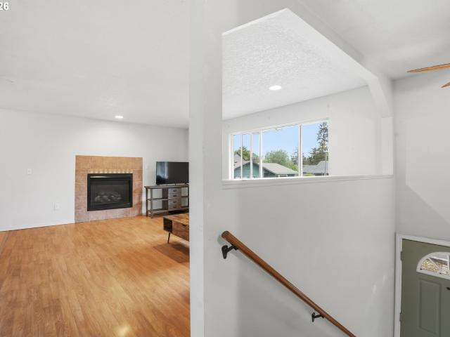 2400 SE Hayward Way, Milwaukie, OR 97267 | MLS #307440 | Compass