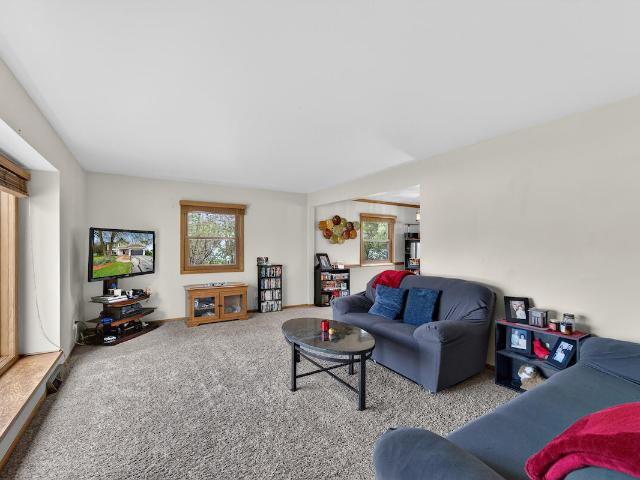 2400 Tammy Ln
