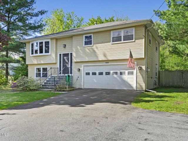 2400 Troy Schenectady Road