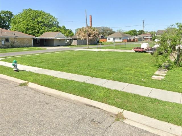 2400 Victor Street