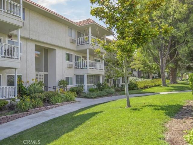 2400 Via Mariposa W Unit 1A, Laguna Woods, CA 92637