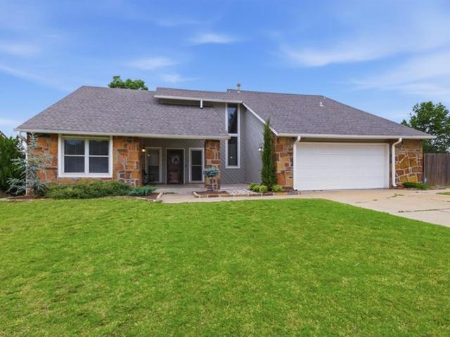 2400 W Washington Pl, Broken Arrow, OK 74012