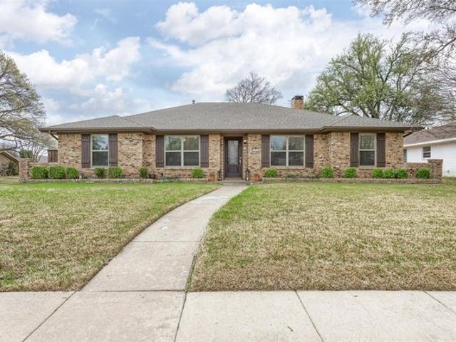 2400 Windsor Pl, Plano, TX 75075