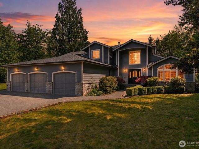 24015 SE 380th St, Enumclaw, WA 98022