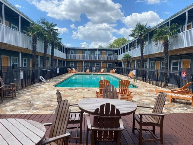 2401 Manor Rd, 207, Austin, TX