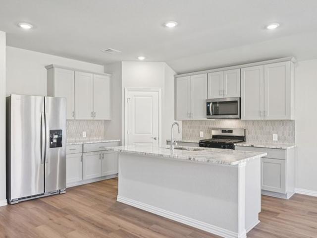 2401 Nicole Dr, Denton, TX 76208