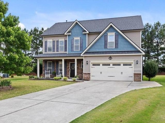 2401 Cattail Pond Dr, Zebulon, NC 27597