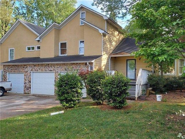 2401 Chauncey Ln SW, Marietta, GA 30064