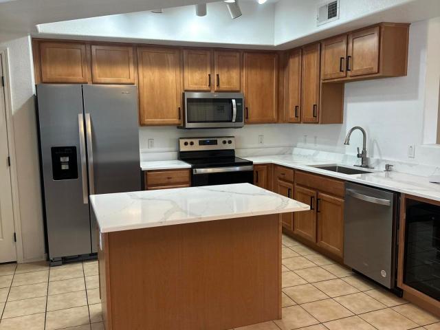 2401 e rio salado parkway # 1054