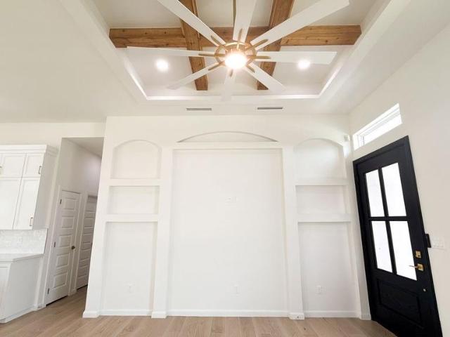 2401 E Tamarindo Street