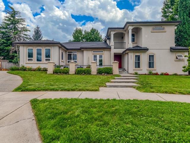 2401 Fox Run, Medford, OR 97504