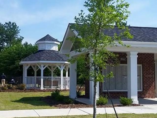 2401 Freedom Blvd, Florence, SC 29505