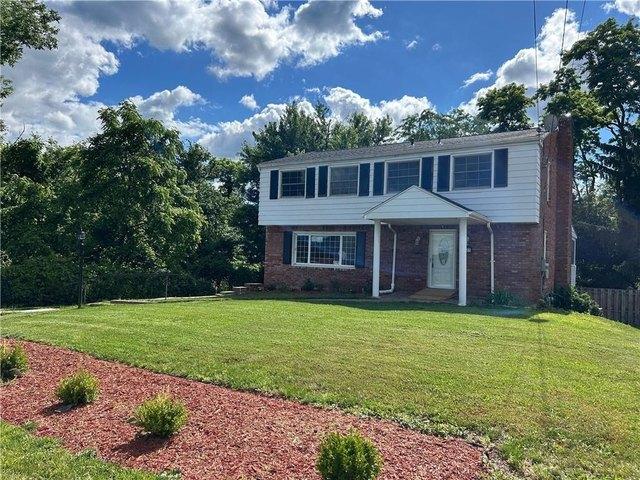 2401 Haymaker Rd, Monroeville, PA 15146