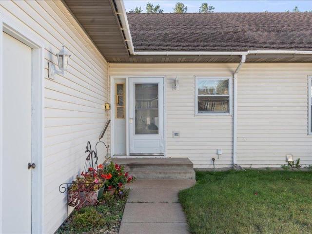 2401 Hillcrest Drive