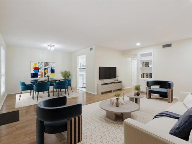 2401 Leon St Apt 210, Austin, TX 78705
