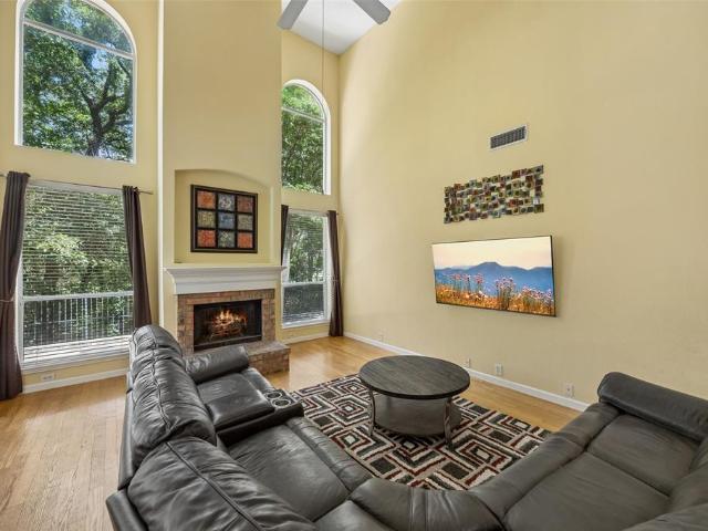 2401 Pinehurst Court