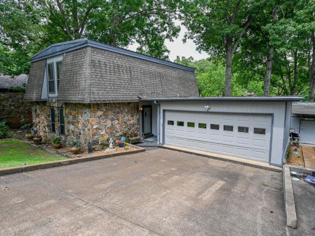 2401 placid cv