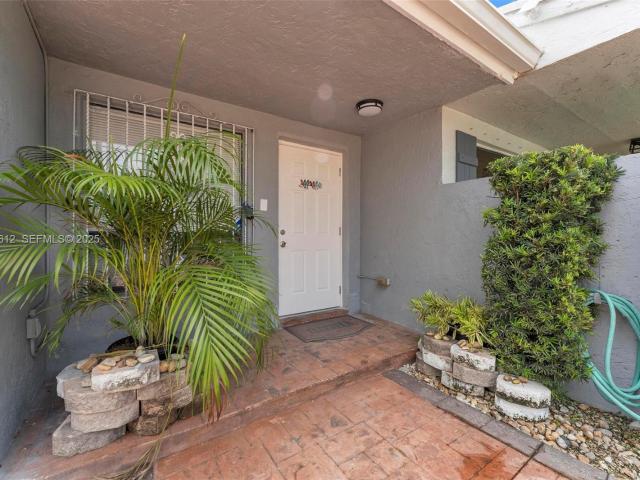 2401 SW 102nd Ave, Miami, FL 33165 | MLS #A11918