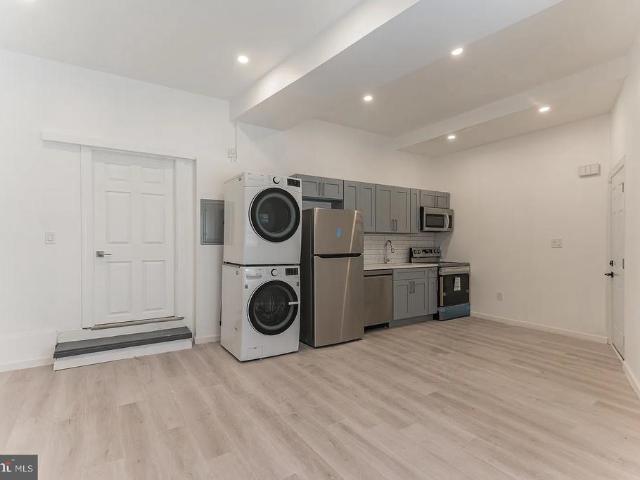 2401 S Alder Street # 1
