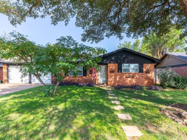 2401 S Elmwood Dr, Abilene, TX 79605