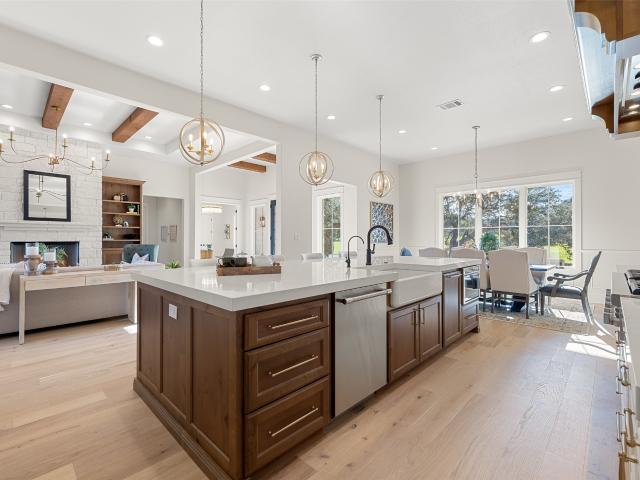2401 Sailboat Pass, Spicewood, TX 78669 | MLS #8091