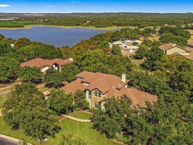 2401 Sailpoint Dr, Spicewood, TX 78669