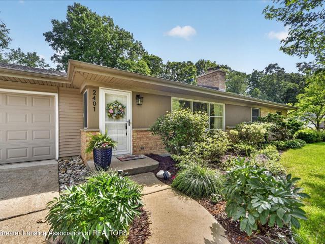 2401 Shawnee Trail