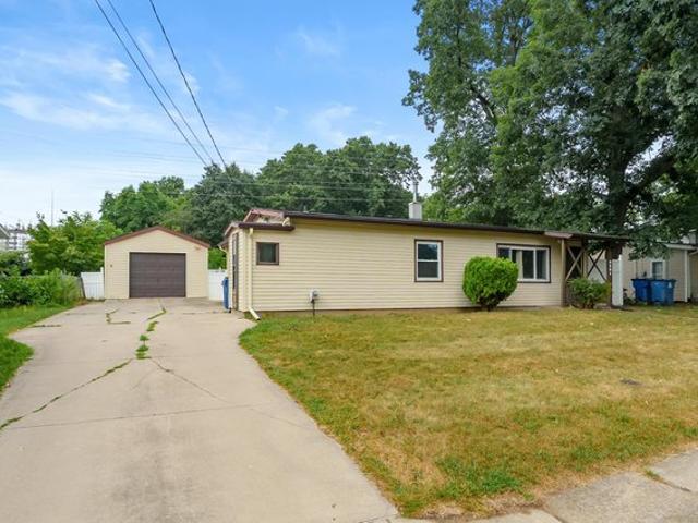 2401 Sonora St, Kalamazoo, MI 49004