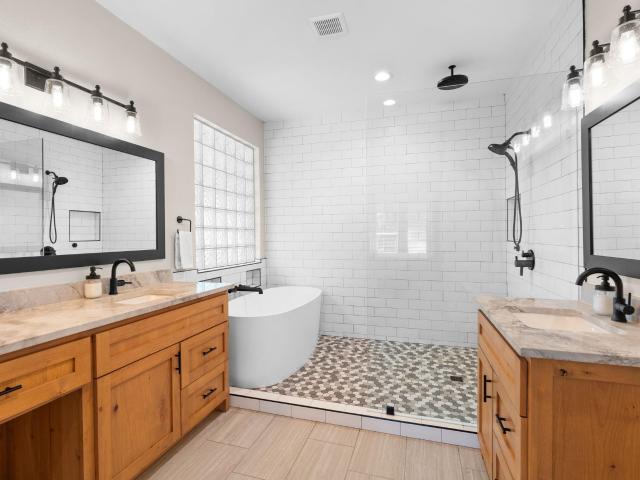 2401 Vestavia Ridge Ln