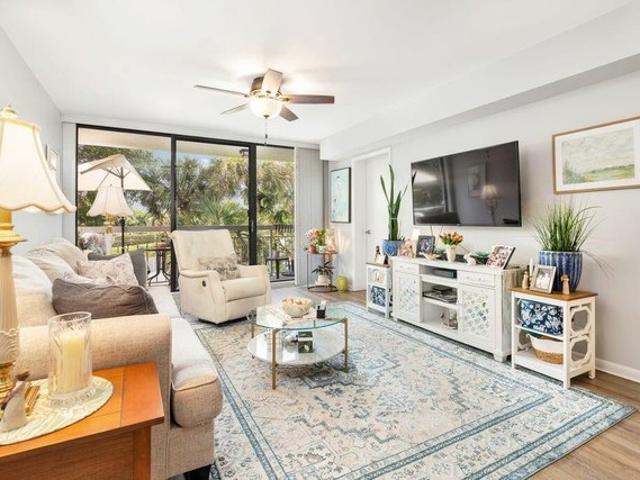 2401 Village Blvd Apt 305, West Palm Beach, FL 33409