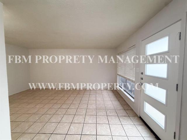2401 Yorkstown Drive # 115