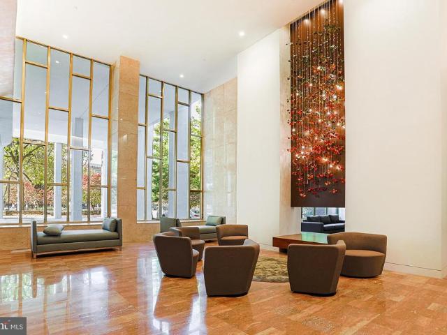 2401 00 Pennsylvania Avenue # 4B26